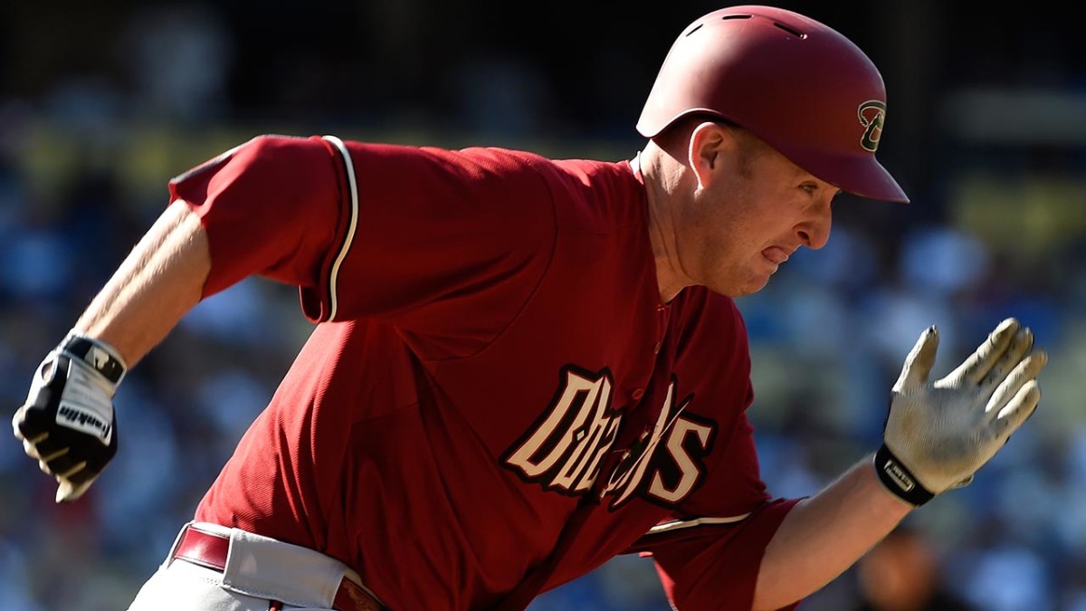 Seattle Mariners acquire Mark Trumbo from Arizona Diamondbacks - Sports ...
