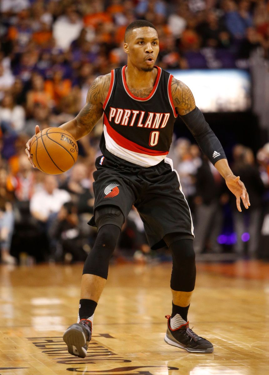 Lillard scores 34 to rally Blazers over Wolves 106-101 - Sports Illustrated