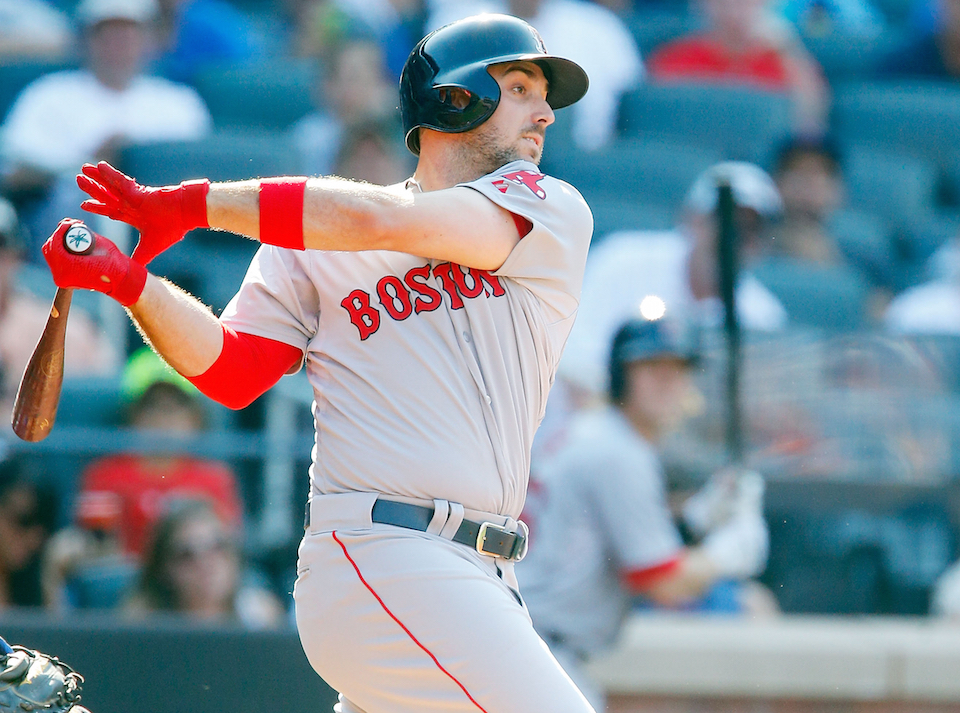 Boston Red Sox: Travis Shaw uses Ohio State Buckeyes leaf on bat ...