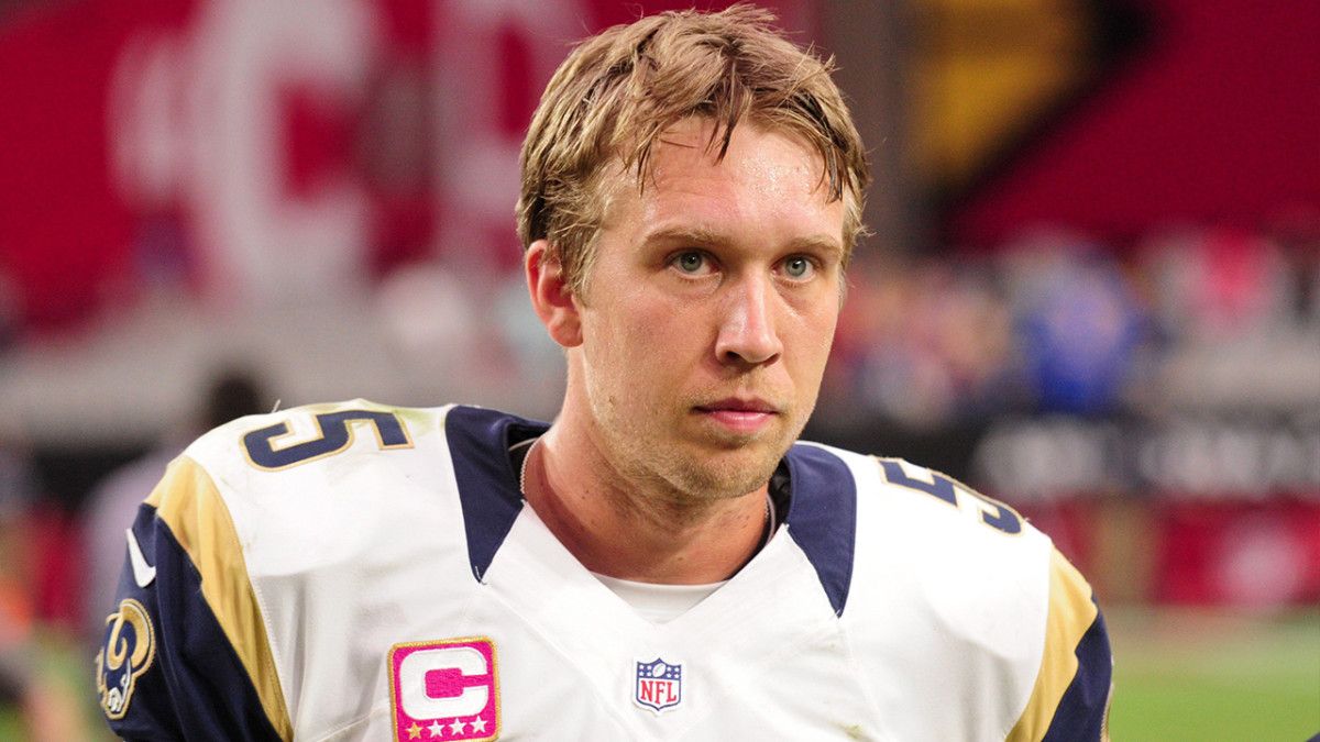 St.Louis Rams bench quarterback Nick Foles - Sports Illustrated
