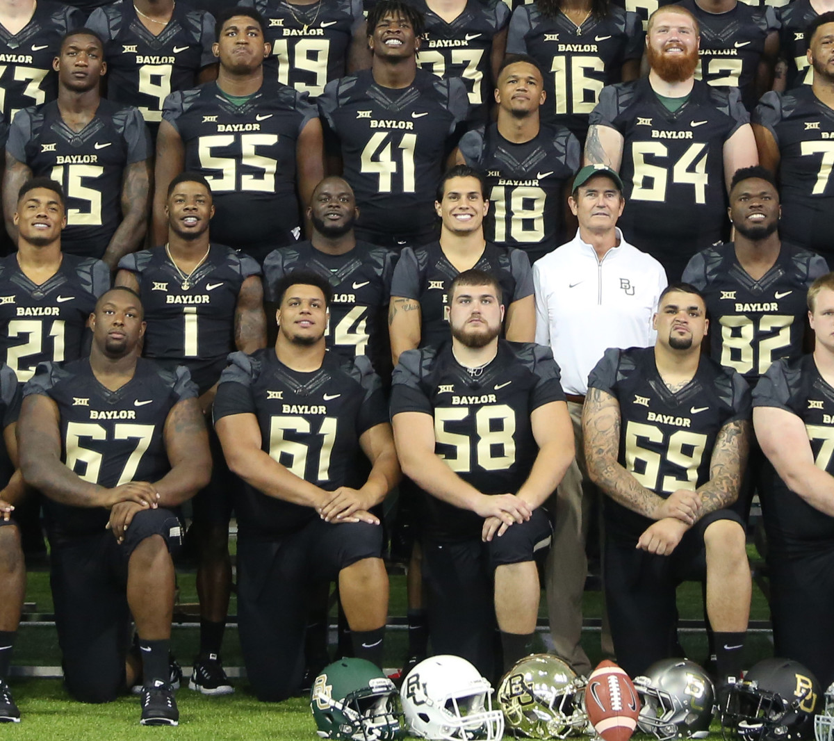 Baylor says 61-58 in team photo just a weird coincidence - Sports ...