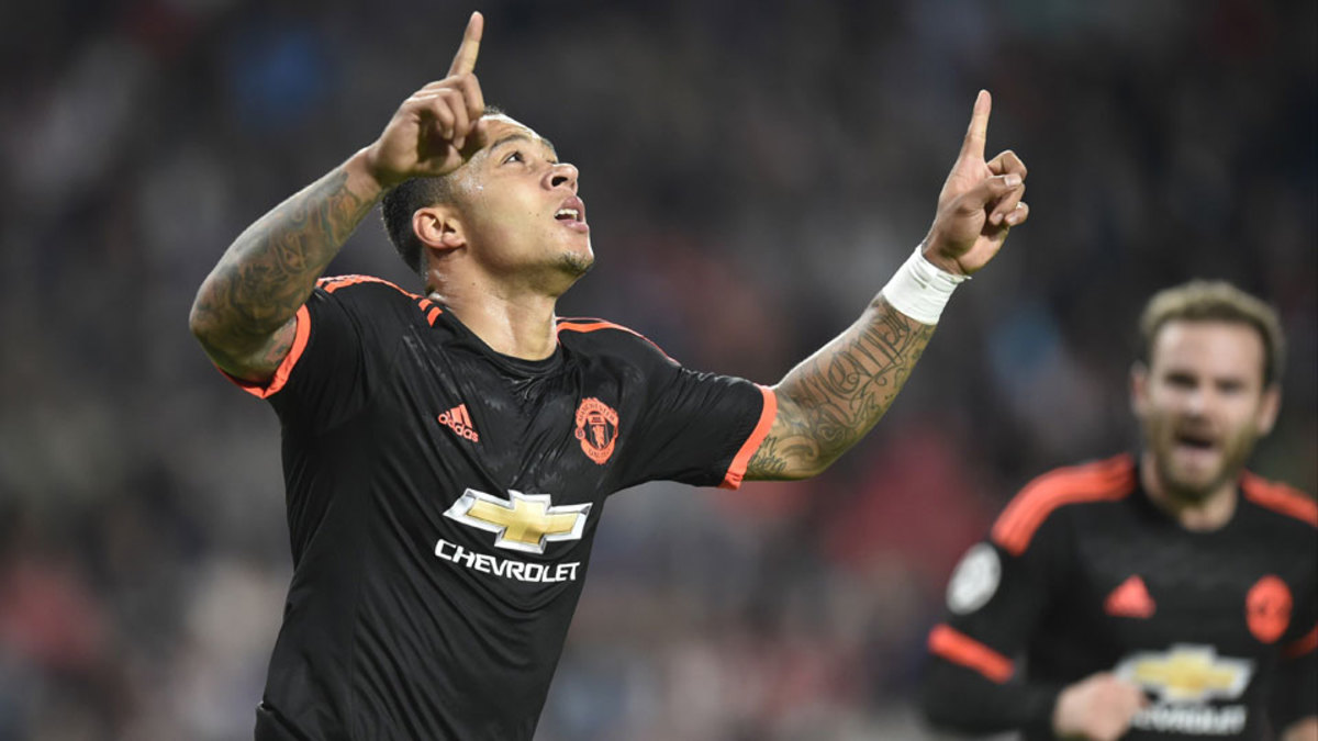 Watch: Manchester United's Memphis Depay scores in return to PSV ...