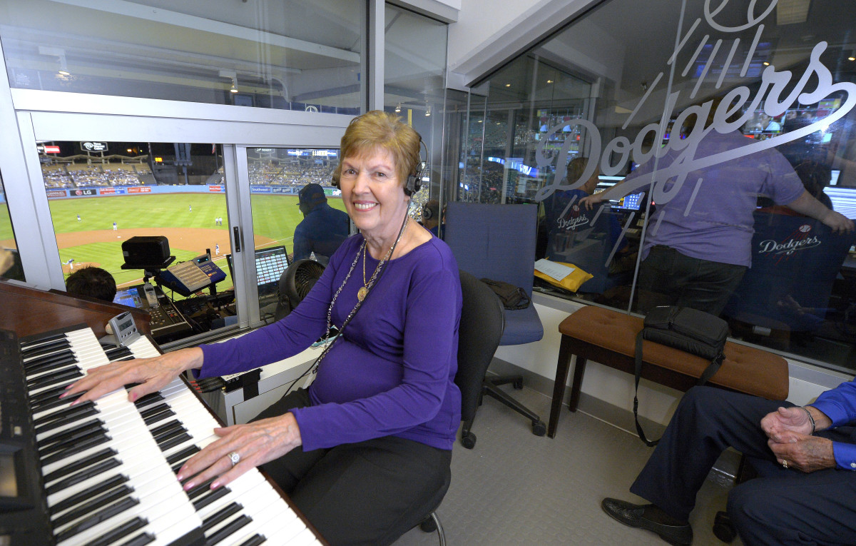 Dodgers organist Nancy Bea Hefley to retire after season - Sports ...
