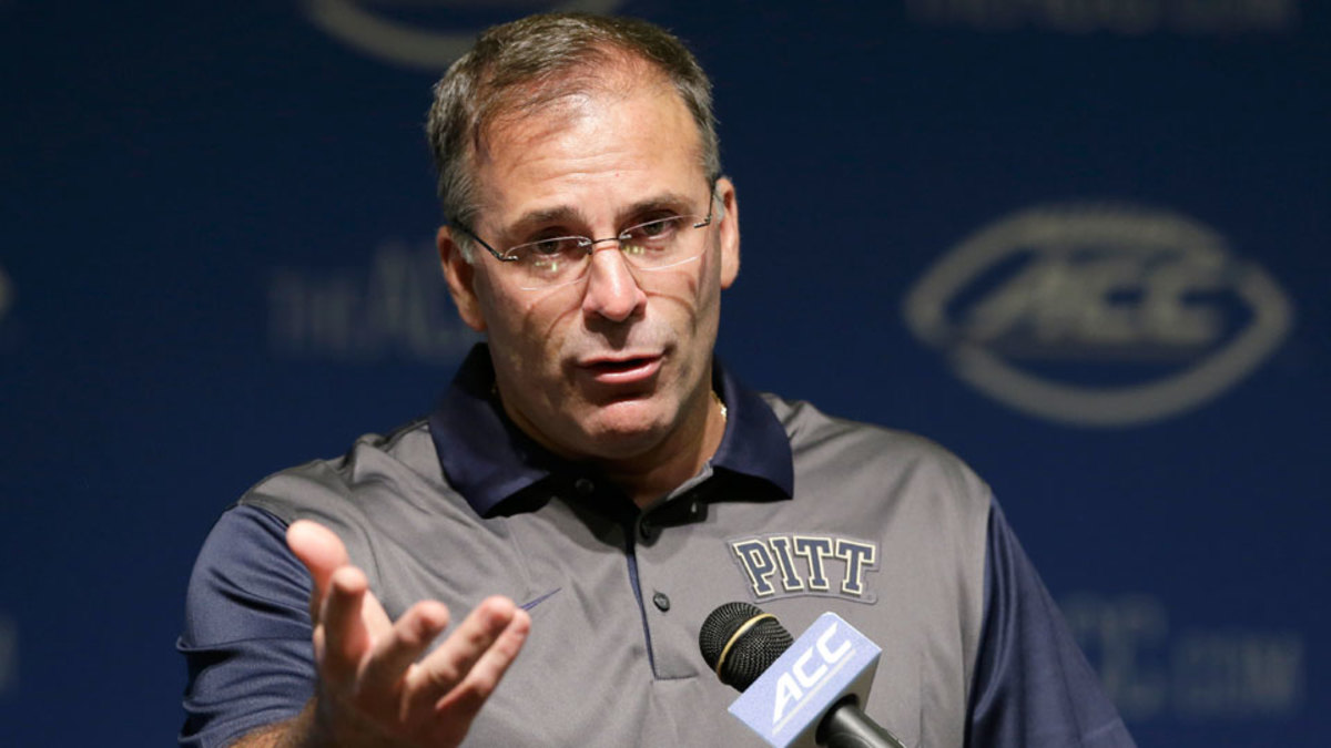 Pitt coach Pat Narduzzi moved in with players for preseason - Sports Illustrated
