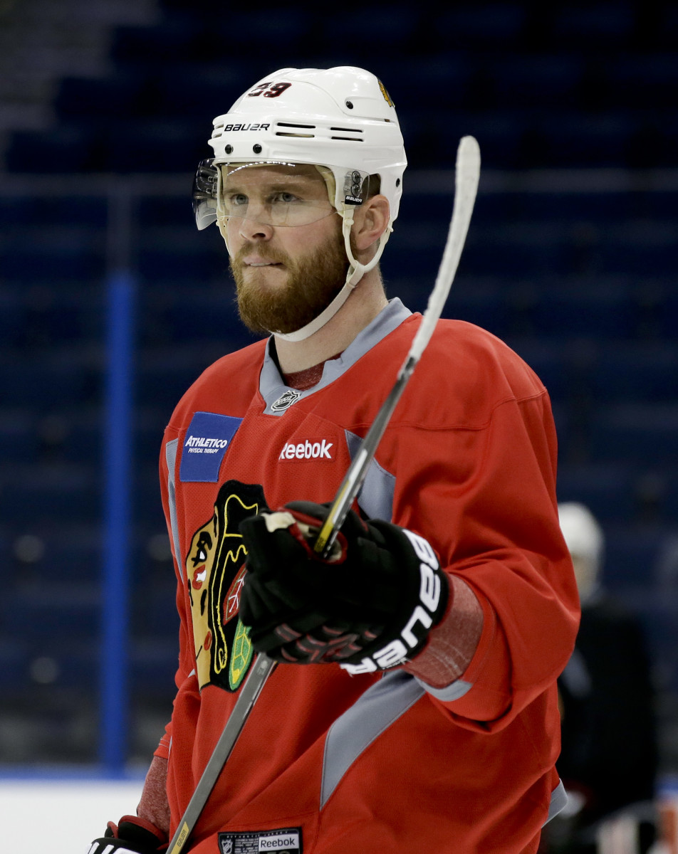 AP Source: Blackhawks place Bryan Bickell on waivers - Sports Illustrated