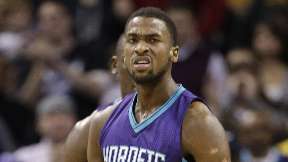 Hornets’ Michael Kidd-Gilchrist disclocates right shoulder - Sports ...