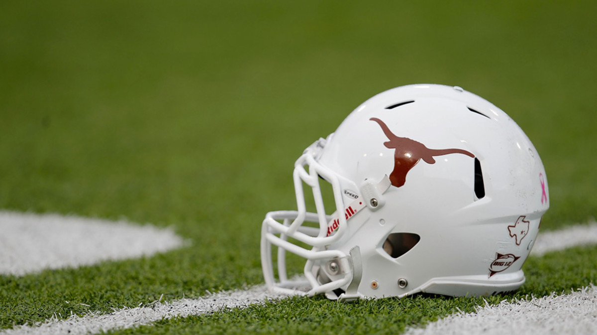Darius James: Texas Longhorns OL to transfer - Sports Illustrated