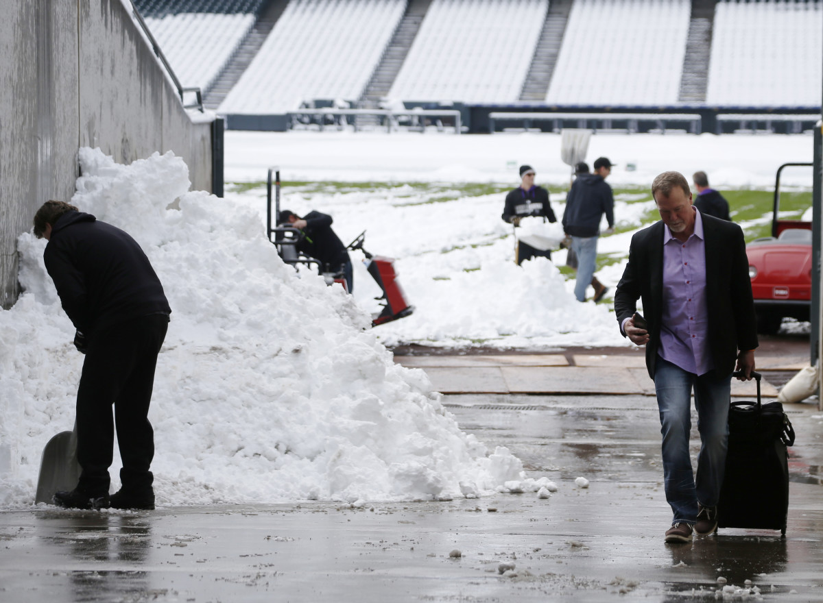 Coors Field ready for baseball after overnight snow - Sports Illustrated