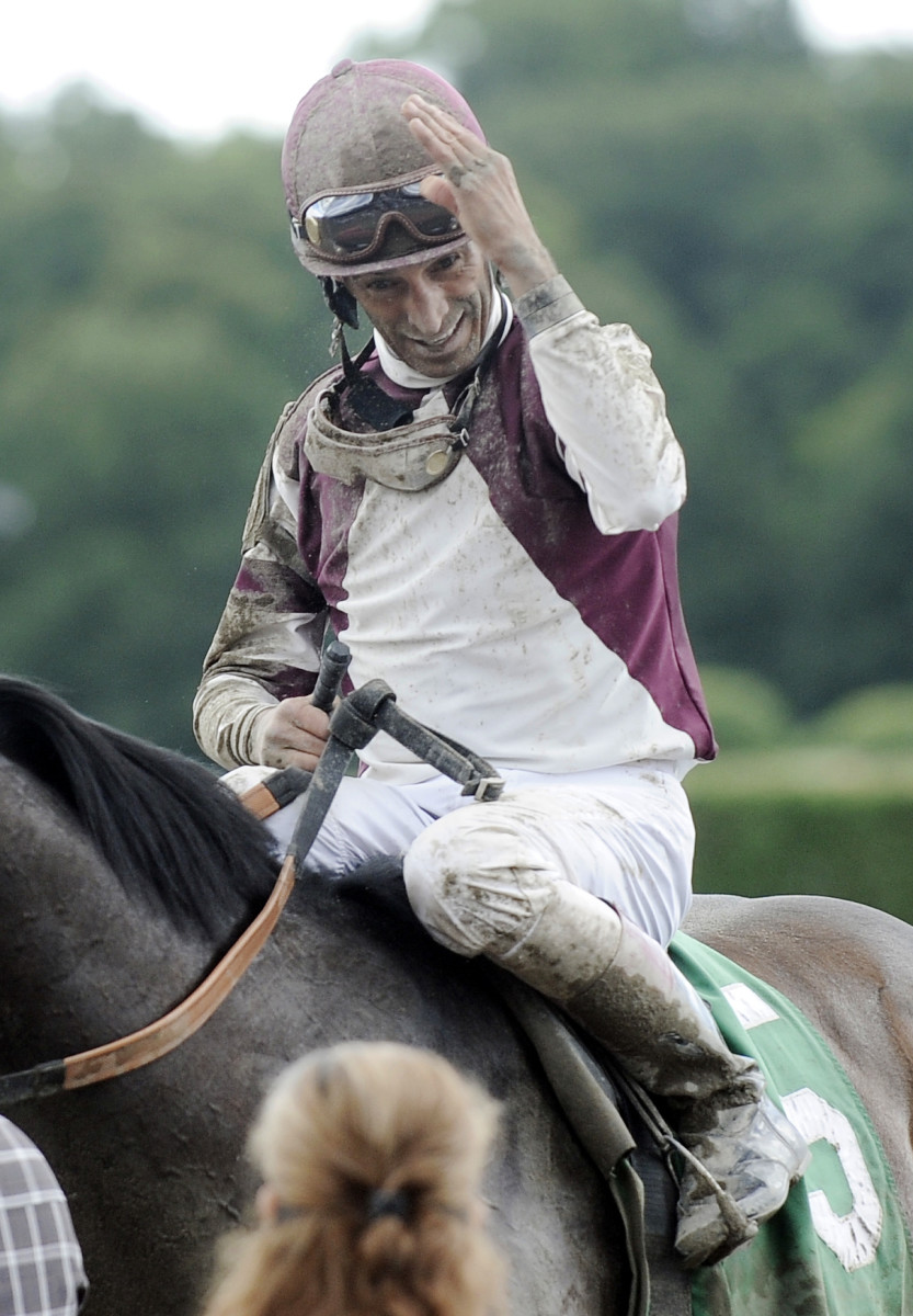 Jockey John Velazquez gets win No. 800 at Saratoga - Sports Illustrated