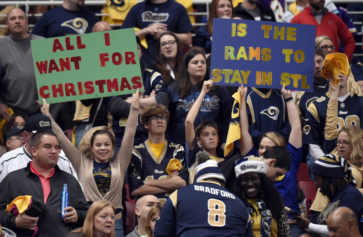 St. Louis Rams: Fans chant 'Keep the Rams' during game - Sports Illustrated
