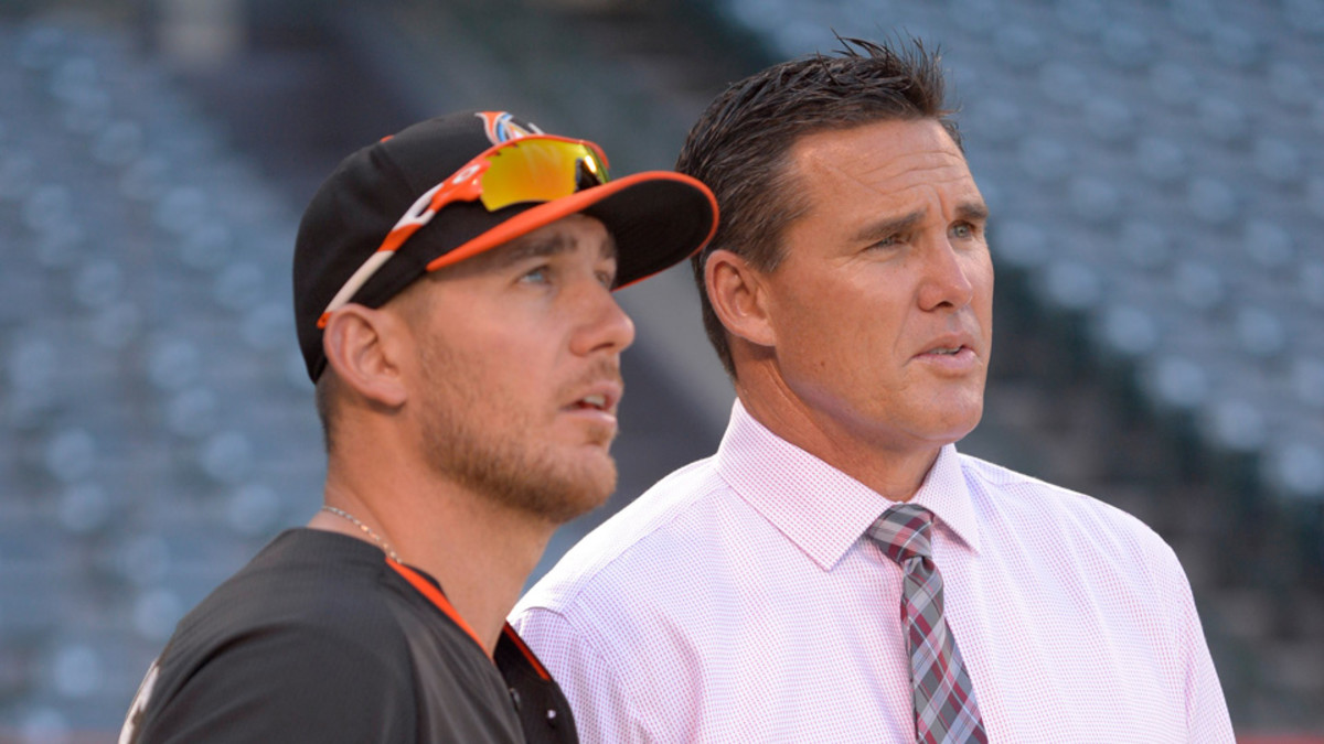 Report: Scott Servais option for Seattle Mariners manager - Sports ...