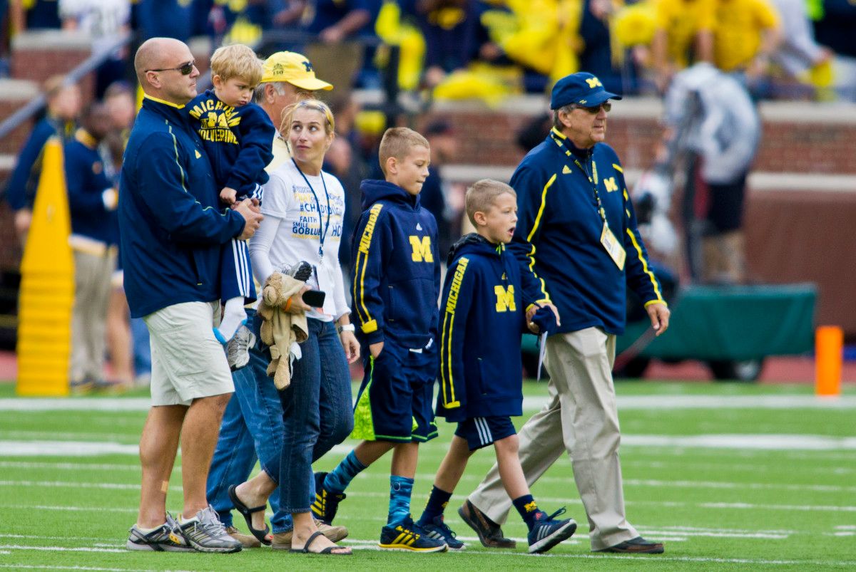 Chad Carr honored with moment of silence before The Game - Sports ...