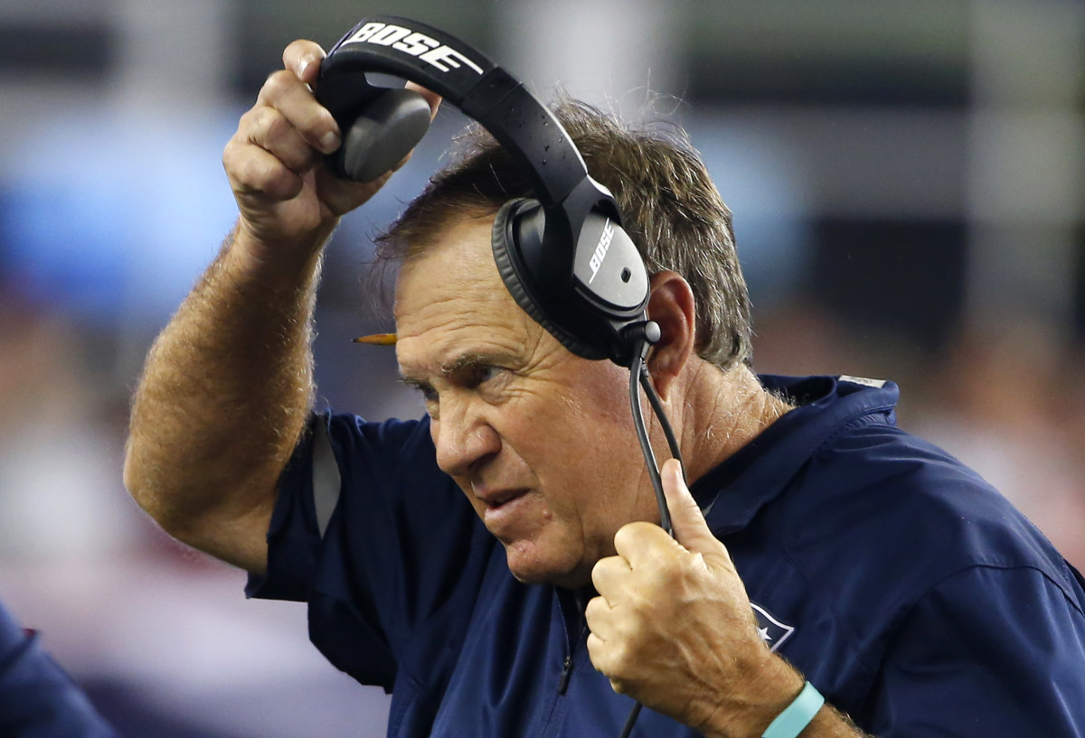 NFL: Communications issues prevalent during Week 1 - Sports Illustrated