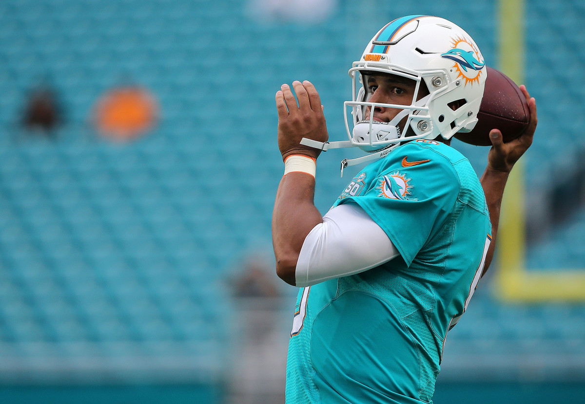 Indianapolis Colts: Quarterbacks Josh Freeman, Ryan Lindley sign ...