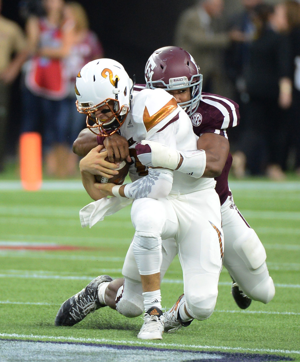 Garrett, Hall showing they're dynamic DE duo for Texas A&M - Sports ...