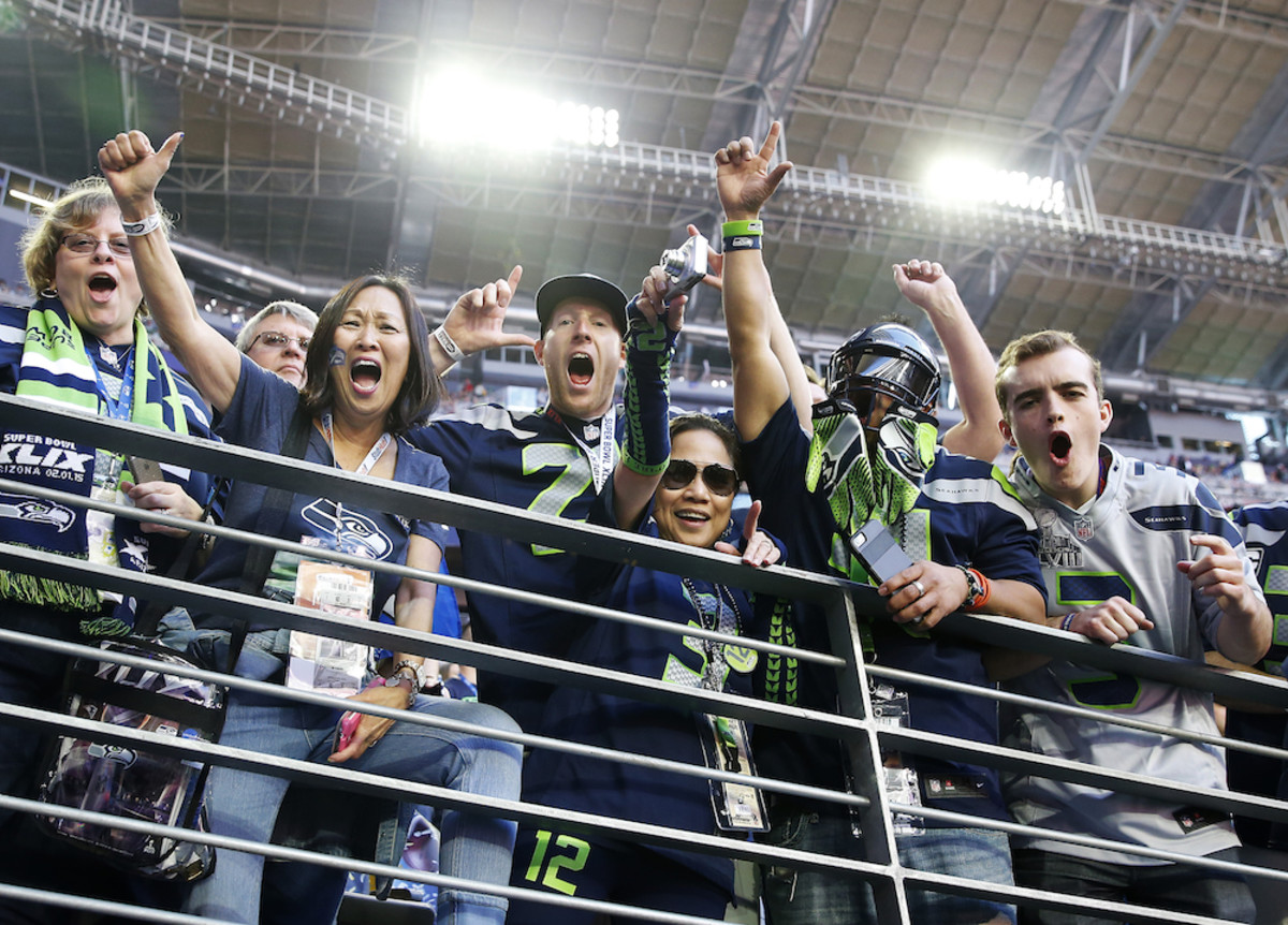 2015 Super Bowl: Seahawks fan sports 'Beer' jersey at concession stand ...