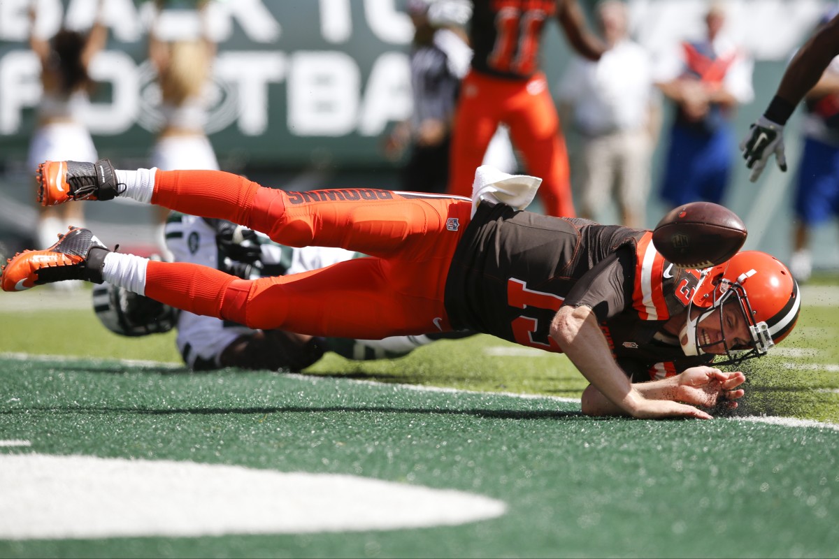 Browns QB McCown can't practice until Friday with concussion - Sports ...