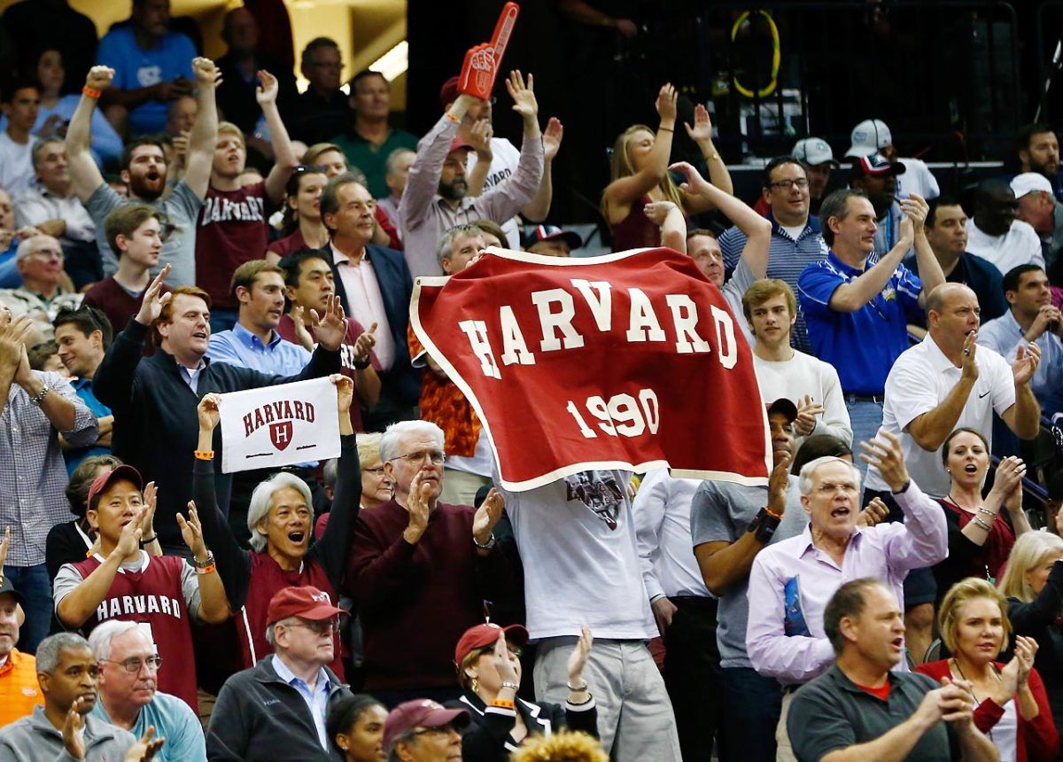 College Basketball Superfans, March 18-22 - Sports Illustrated