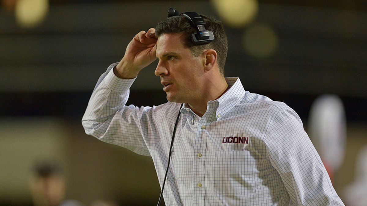 UConn hires Northern Iowa's Frank Verducci as offensive coordinator ...