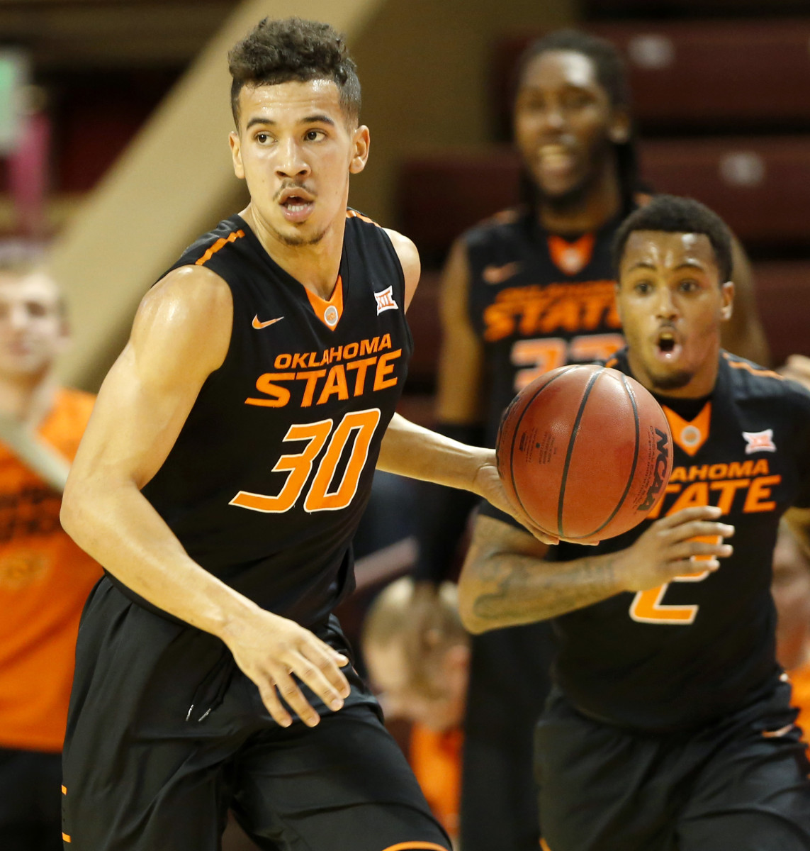 Oklahoma State survives wild finish in 82-77 win - Sports Illustrated
