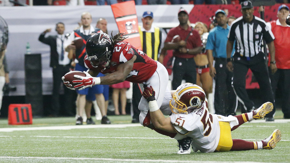 Atlanta Falcons: Devonta Freeman touchdown overturned vs Redskins ...