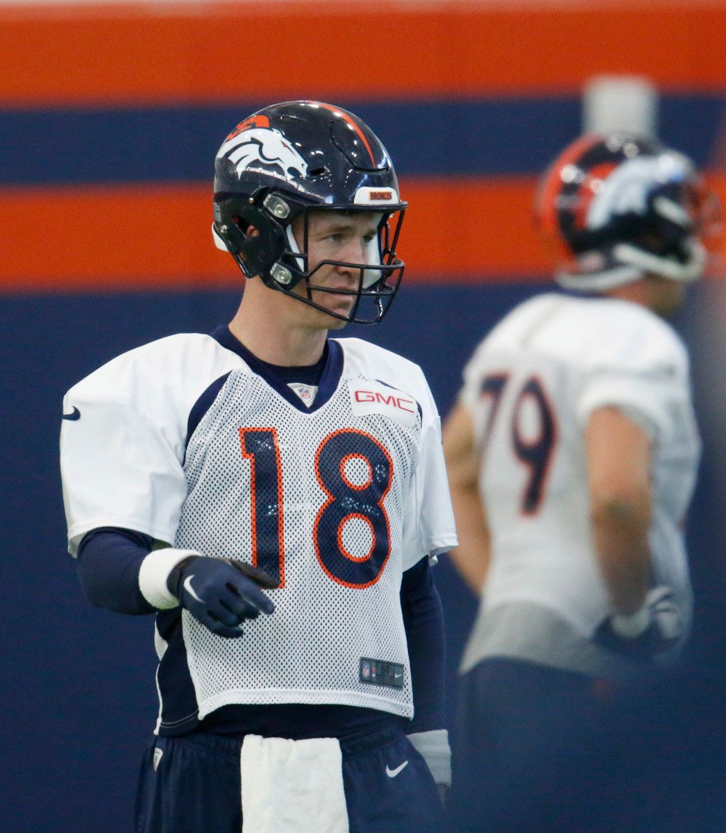 Peyton Manning watches Friday practice - Sports Illustrated