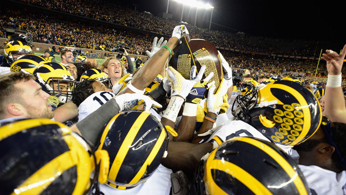 Michigan holds off Minnesota, takes back Little Brown Jug - Sports ...