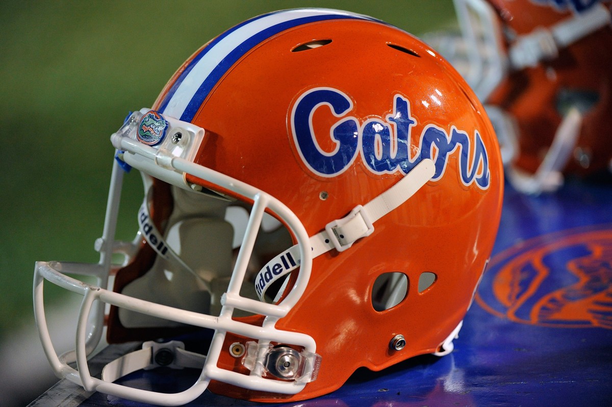 Florida football: Gators pick up dental student as backup kicker ...