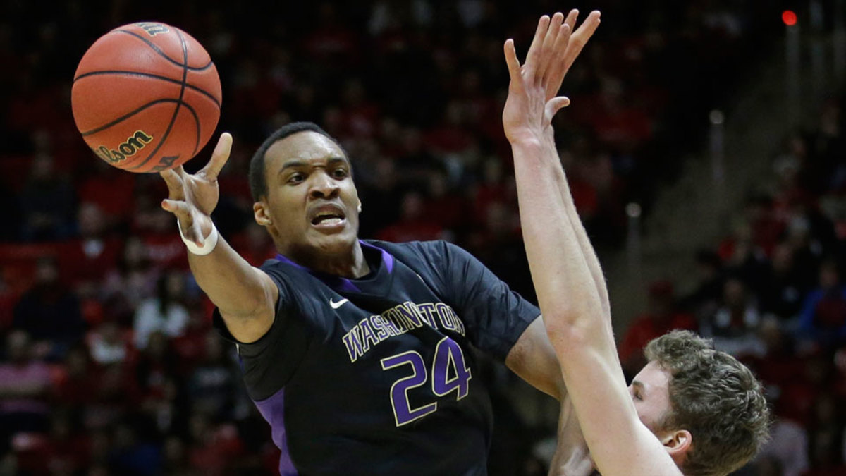 Los Angeles Lakers: Robert Upshaw signs multi-year deal - Sports ...
