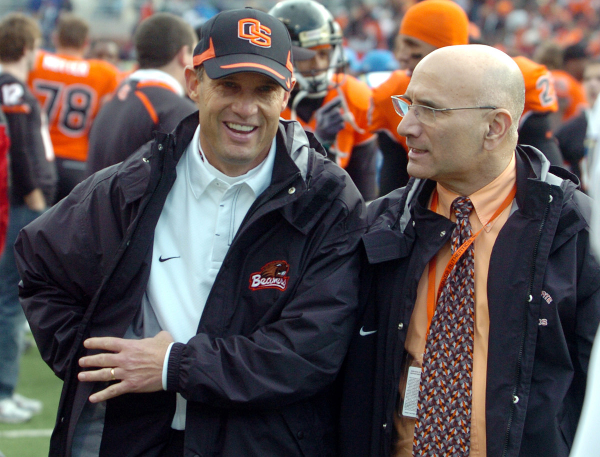 Oregon State AD Bob De Carolis to step down - Sports Illustrated