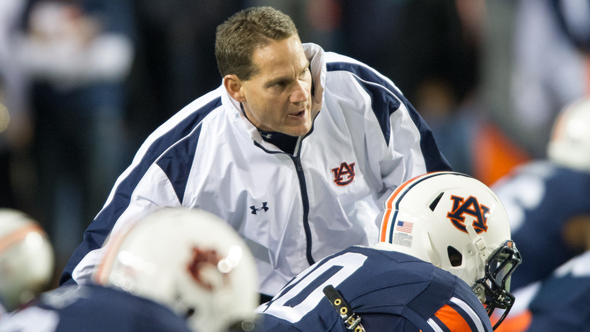 Report: UNC hires Gene Chizik as defensive coordinator - Sports Illustrated