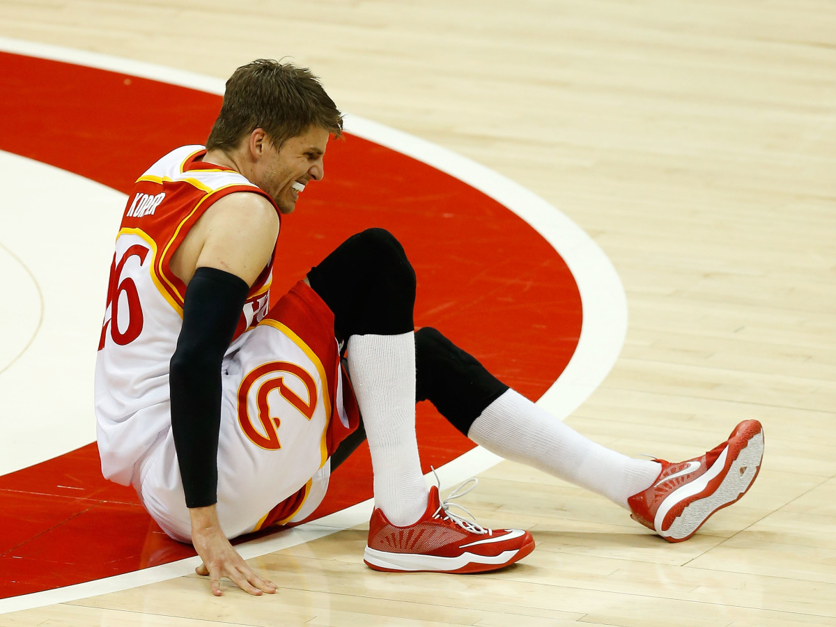 Hawks' G Korver out for the playoffs with sprained ankle - Sports ...