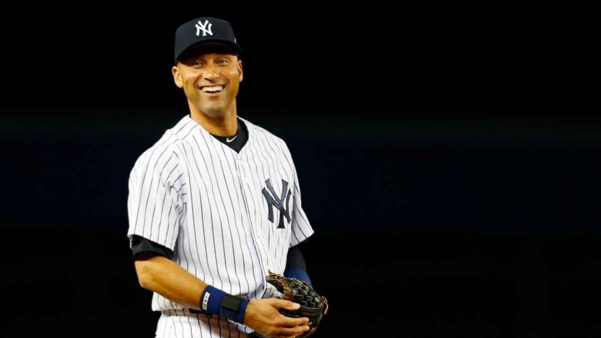 Derek Jeter finally gets the internet, posts dog pics - Sports Illustrated