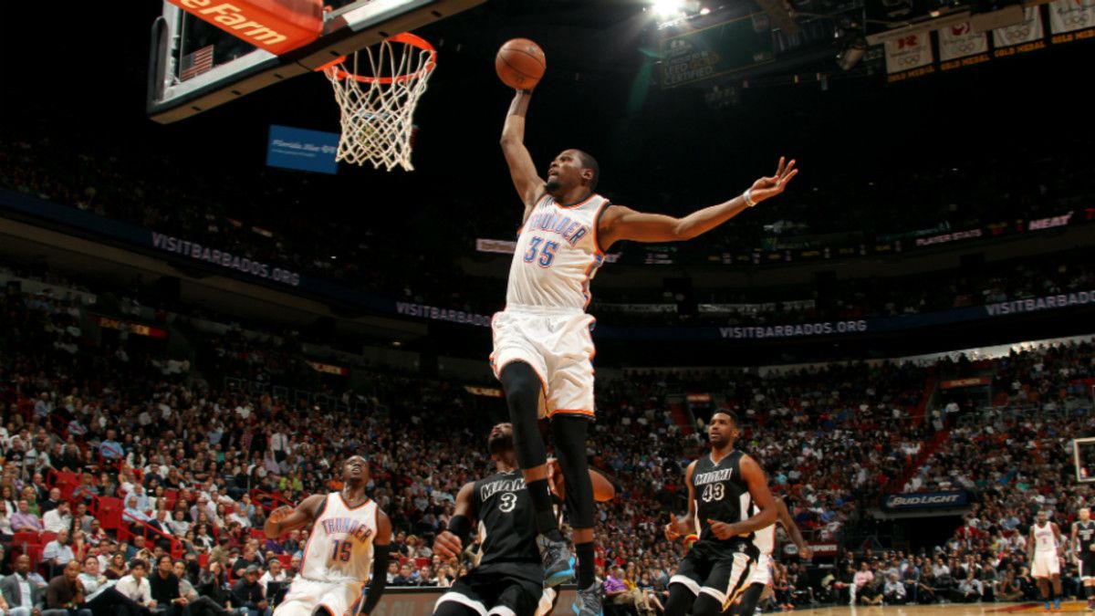 Kevin Durant Dunking On Chris Bosh