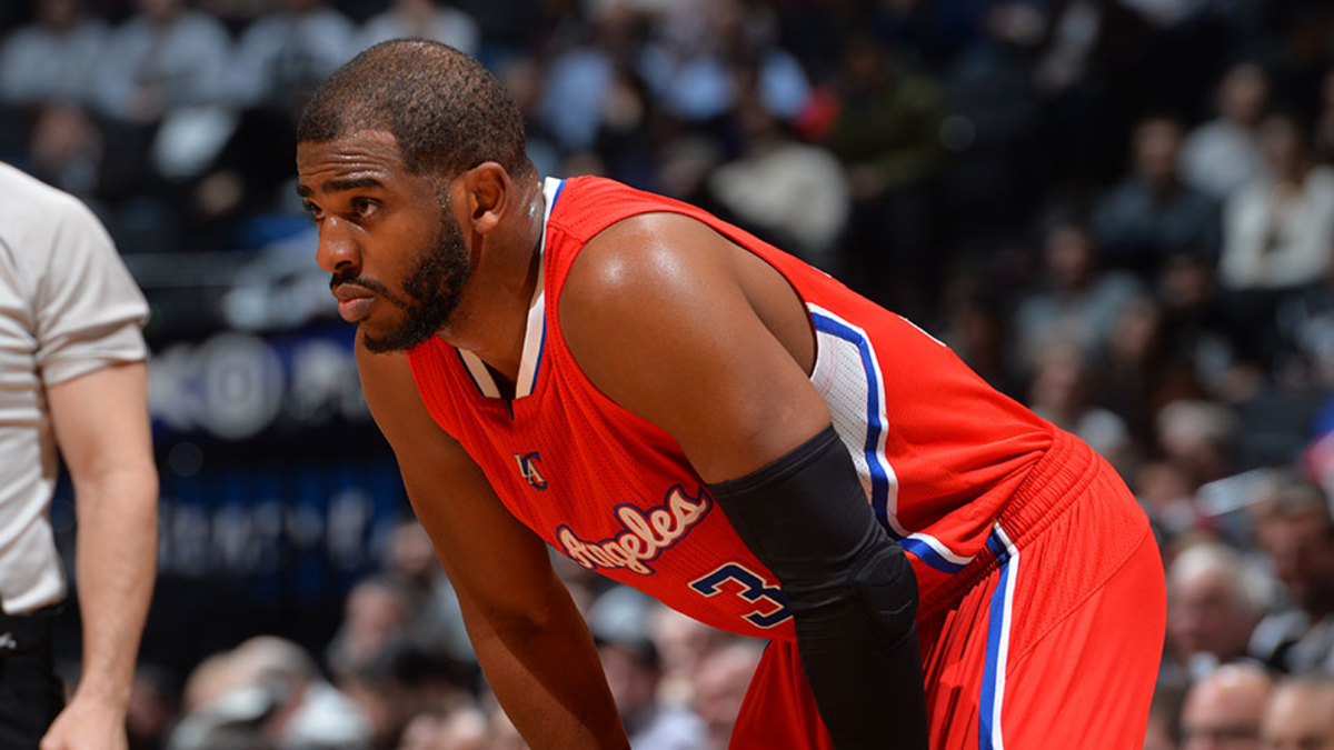 Chris Paul critical of referee after receiving technical - Sports ...