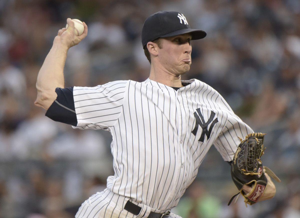 Yankees pitcher Mitchell hit in head by line drive vs Twins - Sports ...
