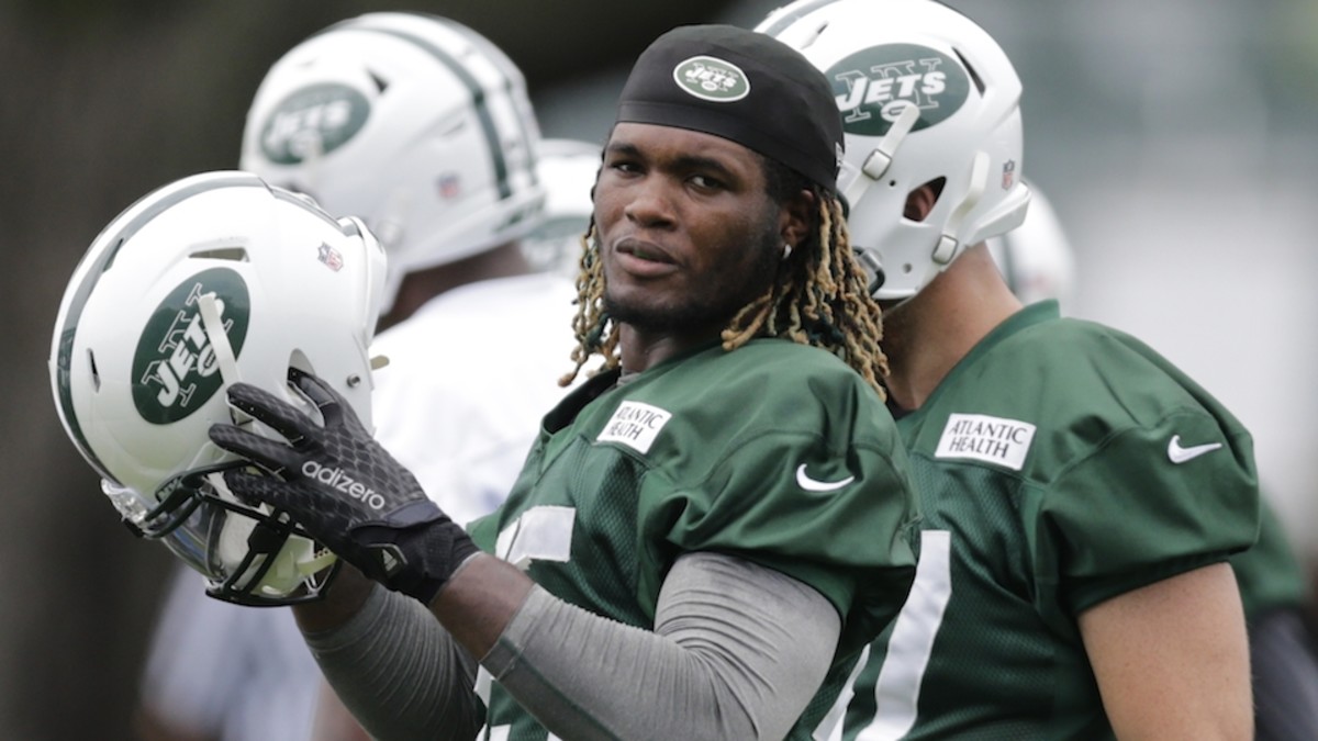 New York Jets haze rookie Lorenzo Mauldin - Sports Illustrated