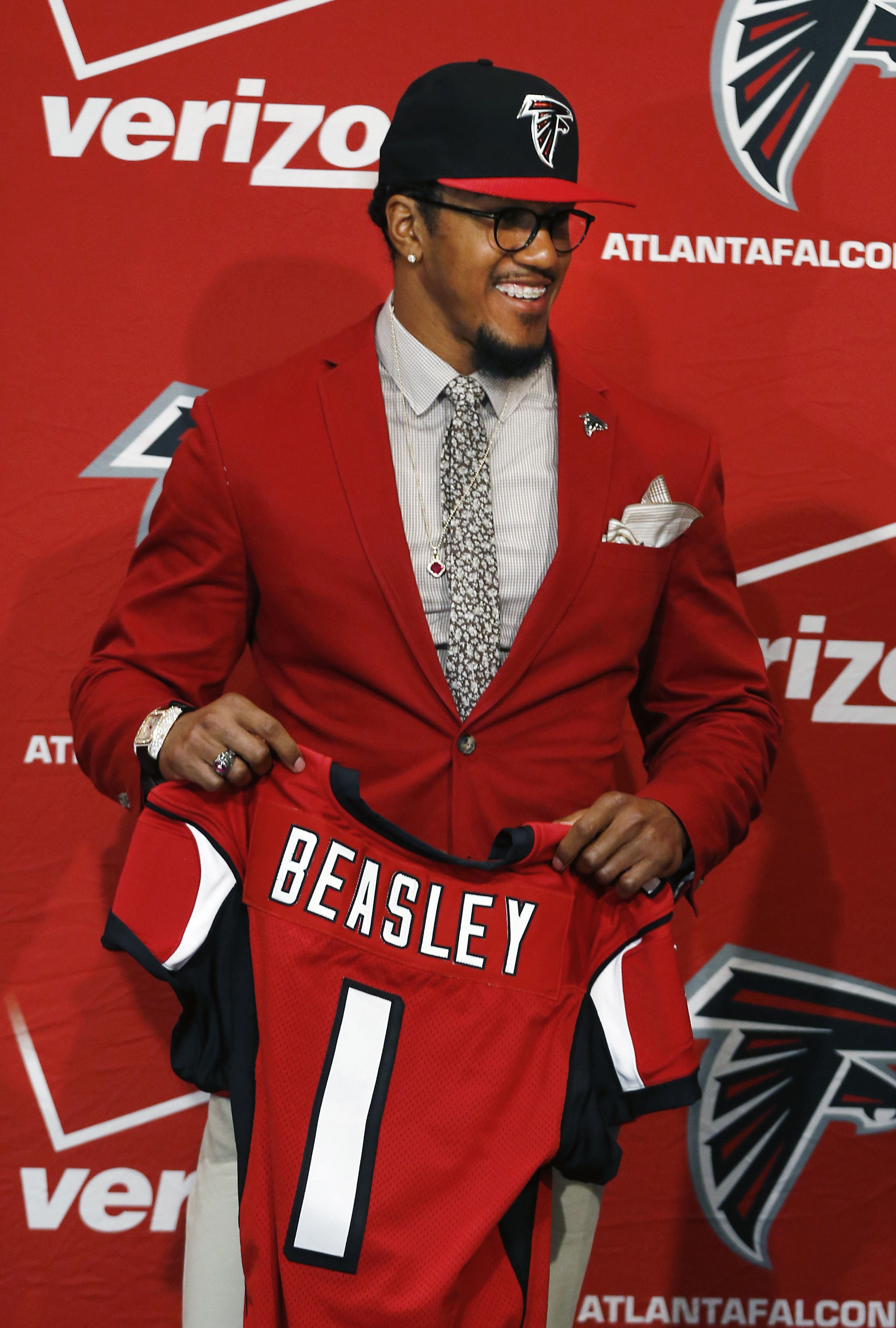 Former coach says Falcons new DE Beasley is 'freak athlete' - Sports ...