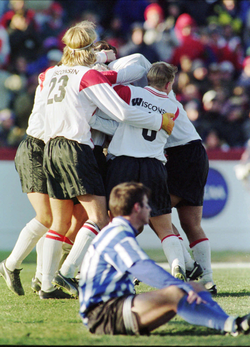 Wisconsin vs. Duke: 1995 NCAA men's soccer championship - Sports ...