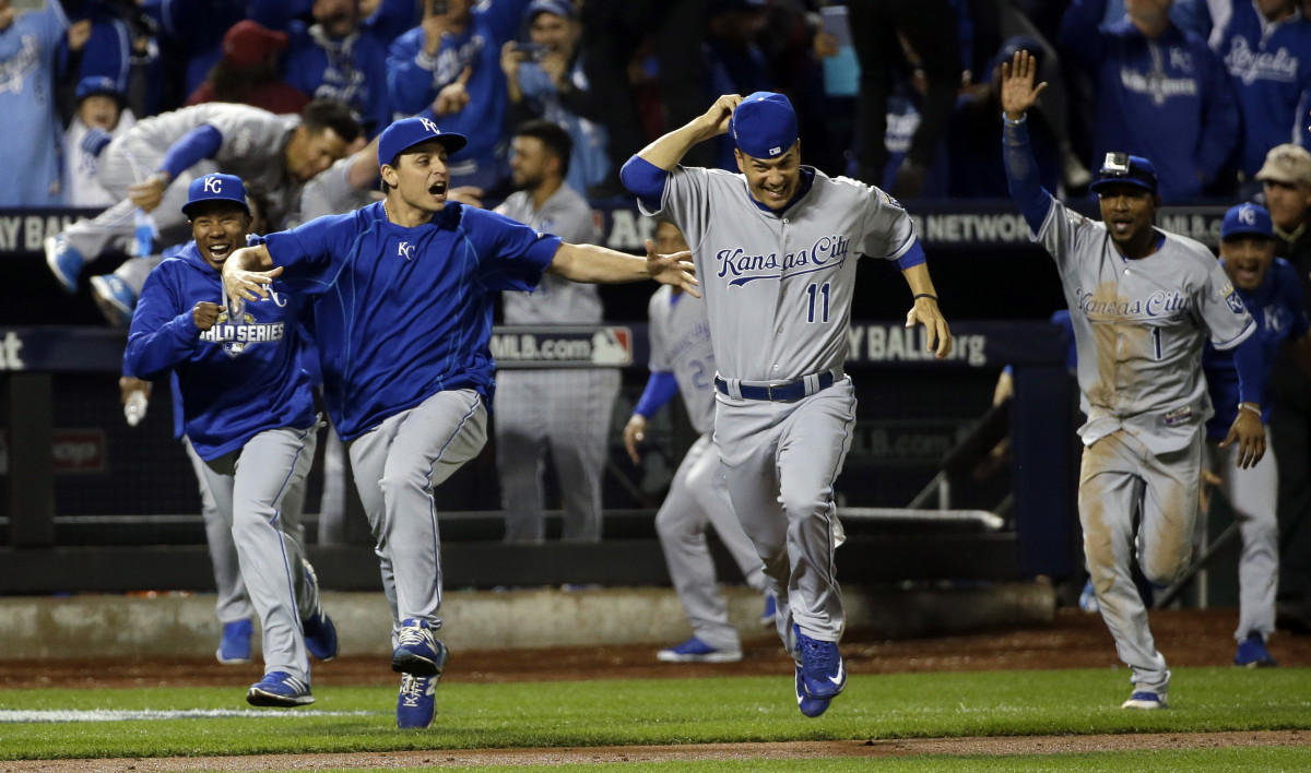 Royals win World Series, rally late and beat Mets 7-2 in 12 - Sports ...