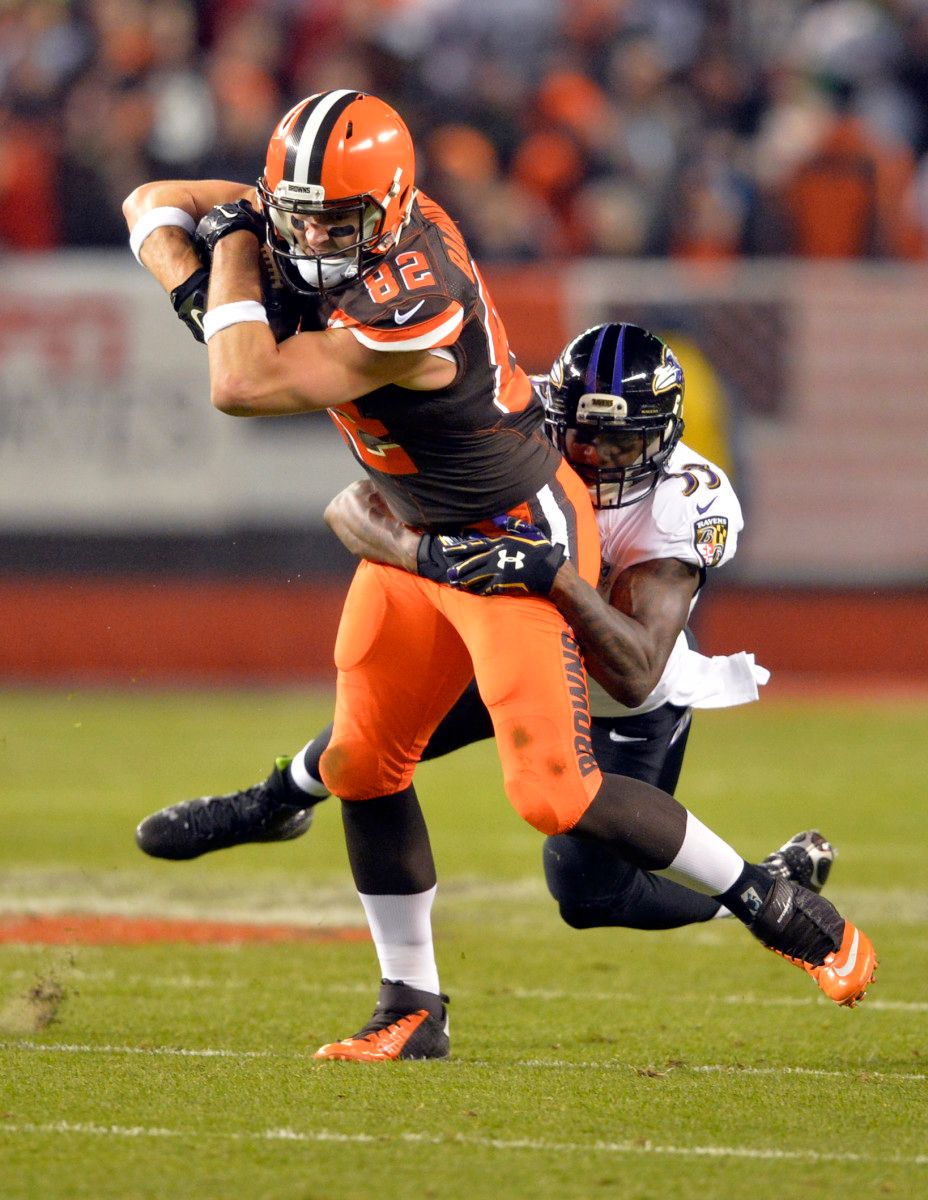 Browns sign tight end Gary Barnidge to new contract - Sports Illustrated
