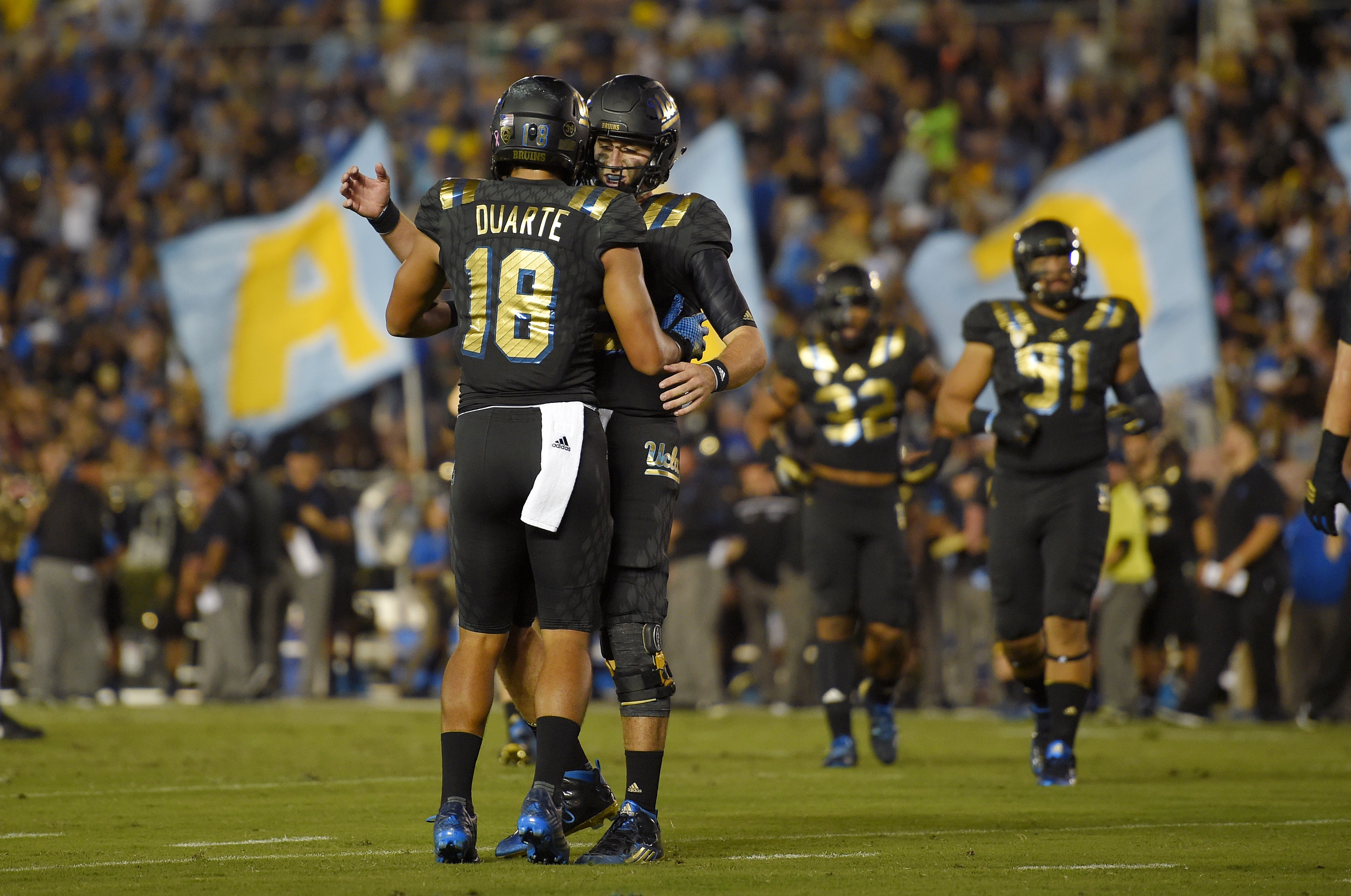 Rosen leads UCLA past No. 20 California, 40-24 - Sports Illustrated