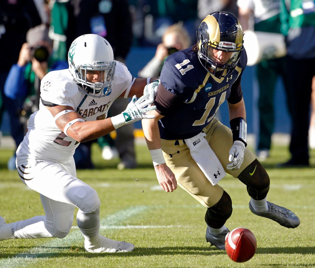 Shepherd routed by NW Missouri State in Div II title game - Sports ...