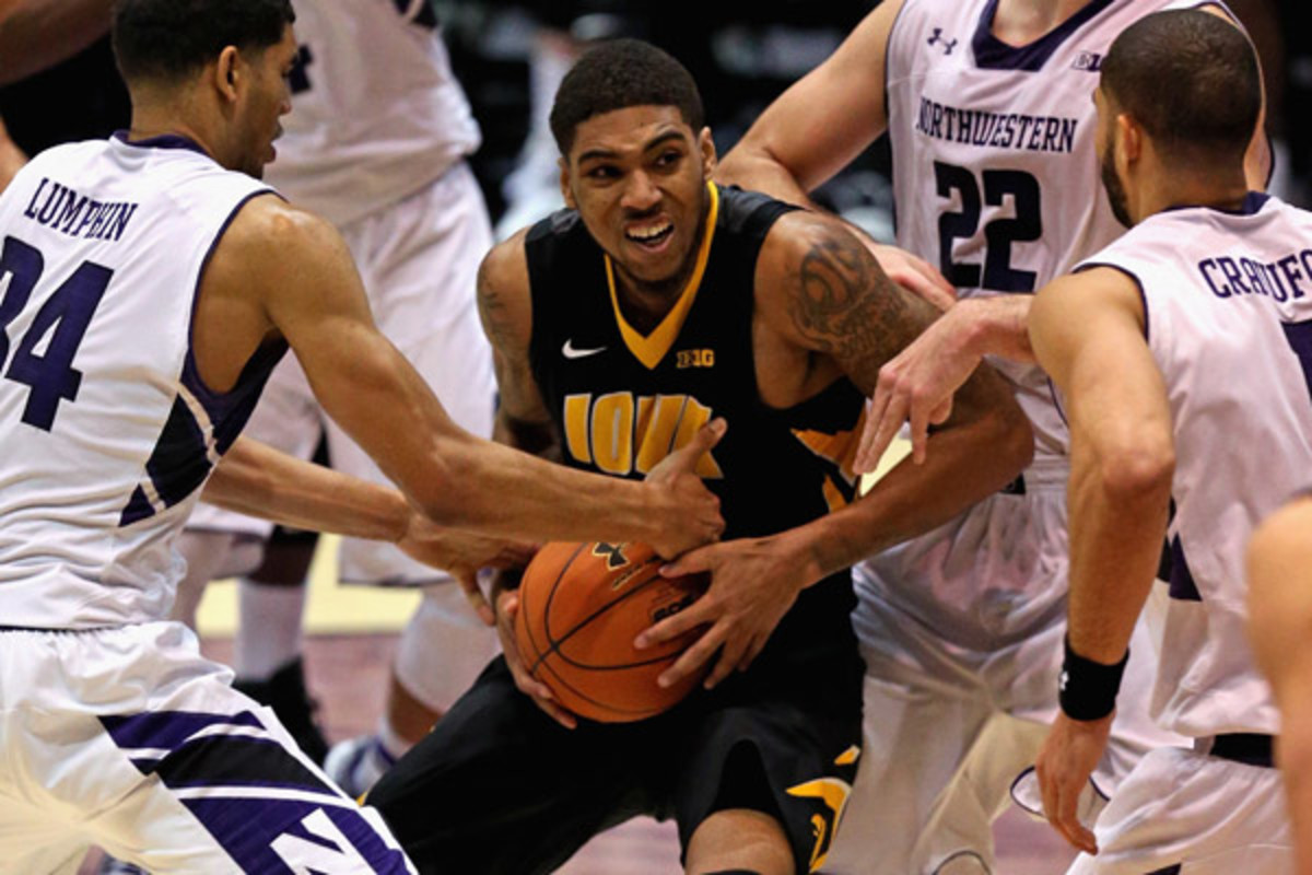 Marble, No. 10 Iowa show they're a force with win over Northwestern ...