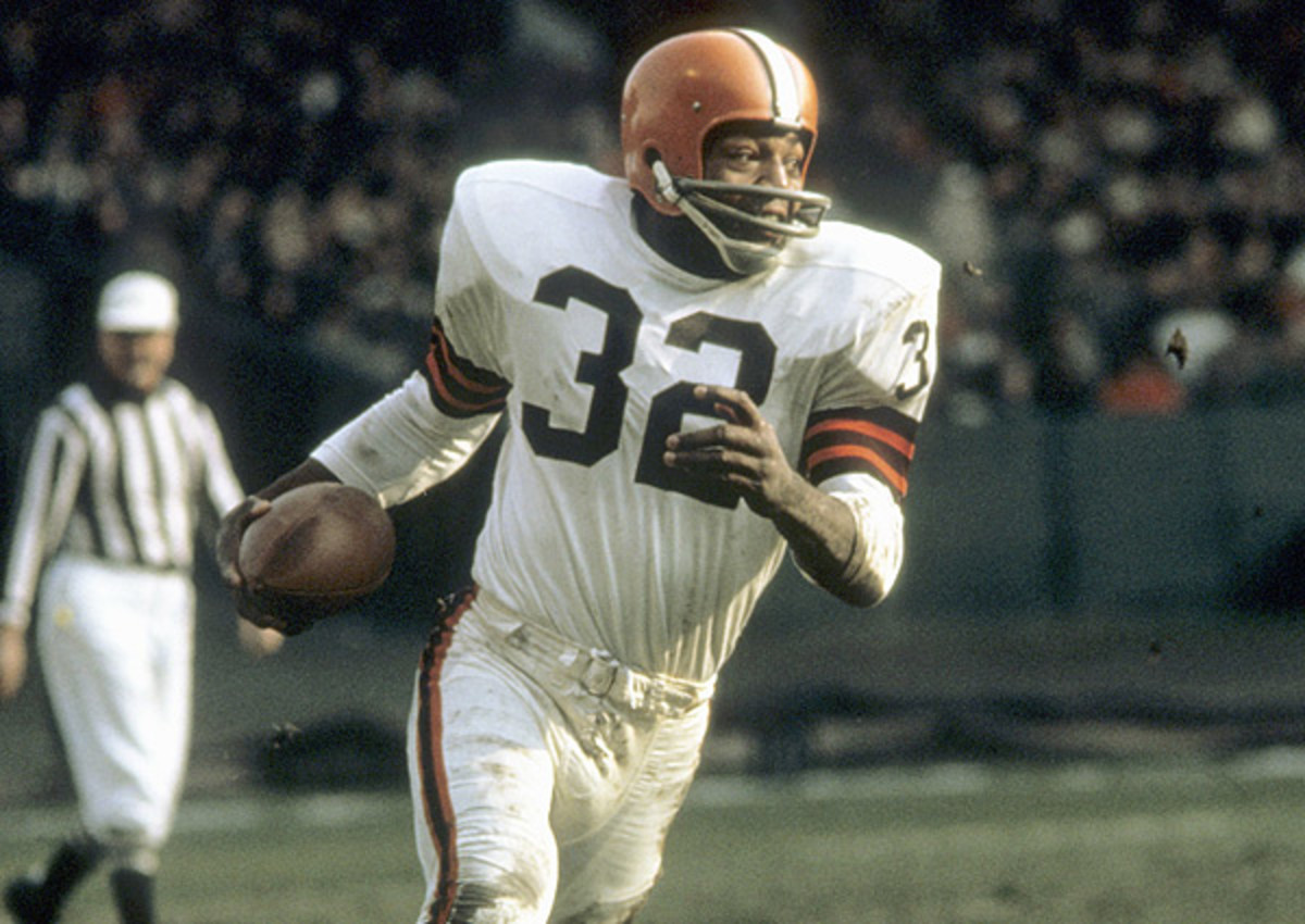 Jim Brown doesn't see many great running backs currently in NFL ... Jim Brown doesn't see many great running backs currently in NFL ...