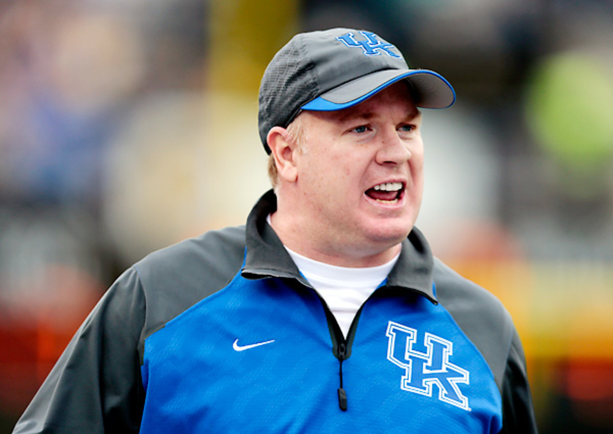 Kentucky extends coach Mark Stoops through 2018 season - Sports Illustrated