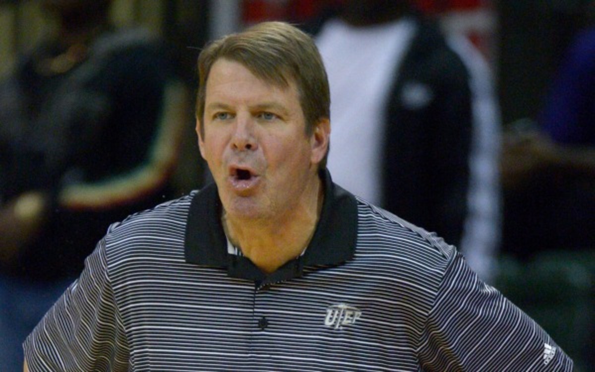Report: UTEP's Tim Floyd a candidate at Missouri - Sports Illustrated