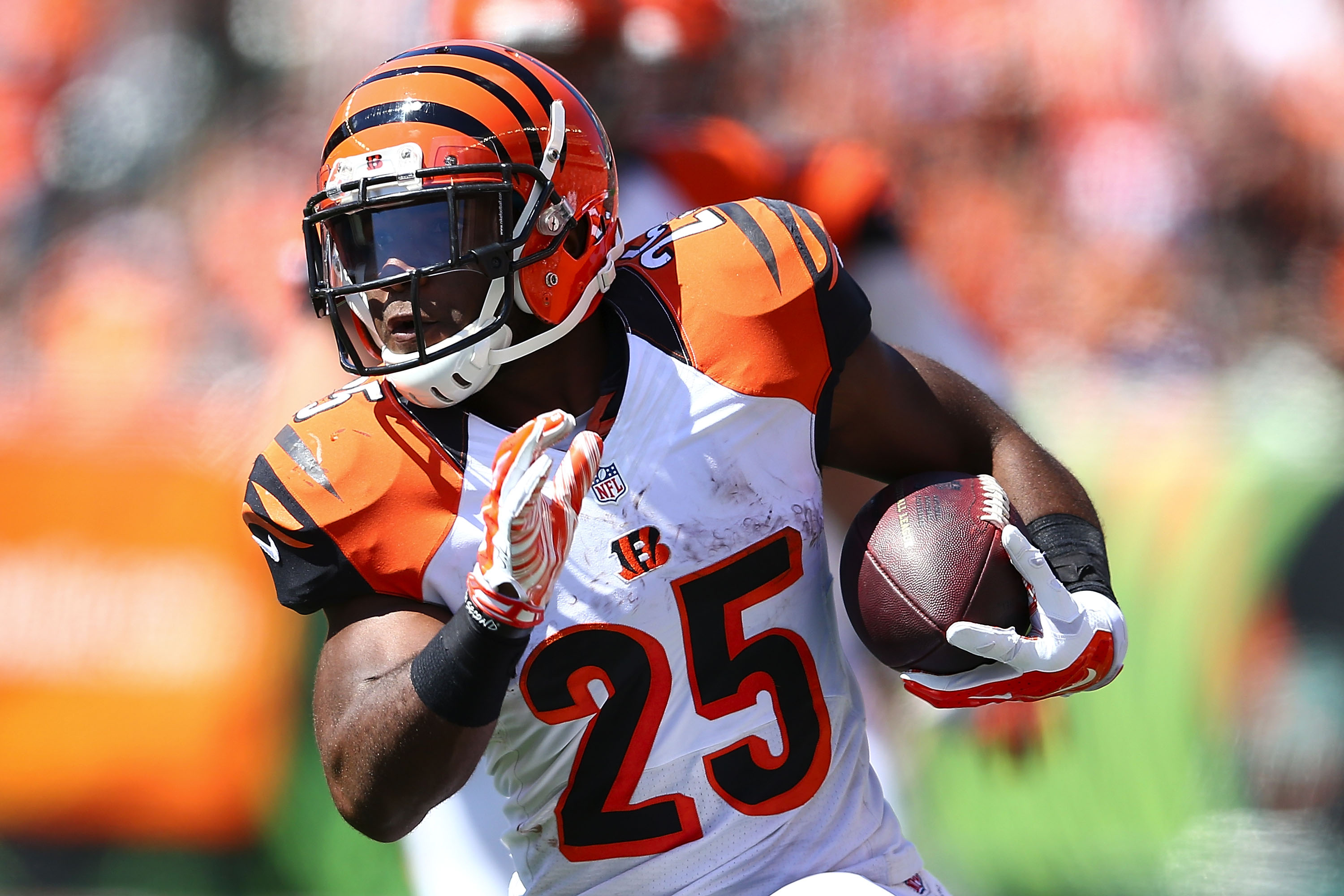Bengals' Giovani Bernard has 89-yard TD run vs. Panthers - Sports ...