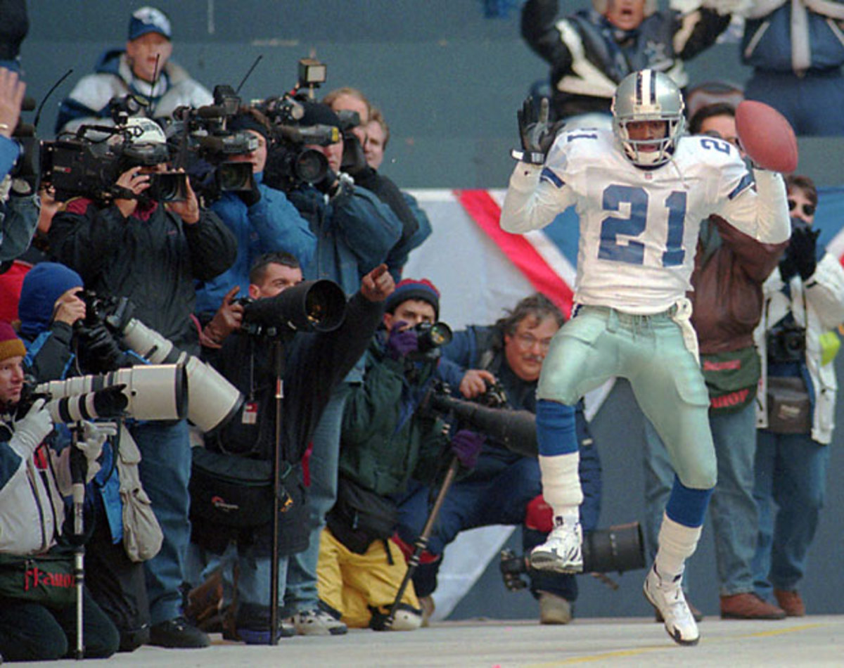 Hot Clicks: Devin Hester High-Steps Into History - Sports Illustrated