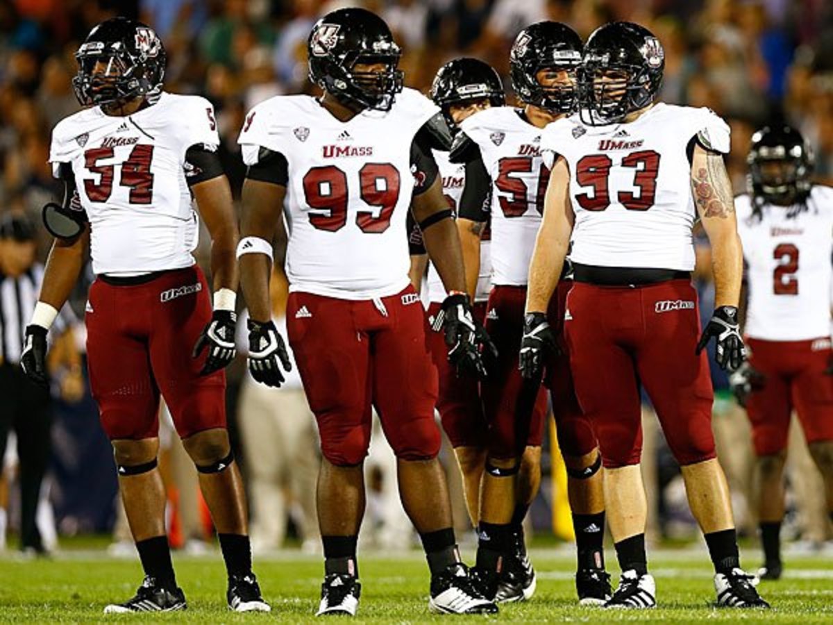 UMass, Sun Belt discuss football-only membership - Sports Illustrated